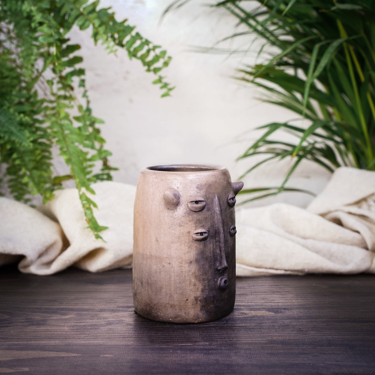 Handmade Clay Vase by Oaxacan Master Artisans | Wool+Clay
