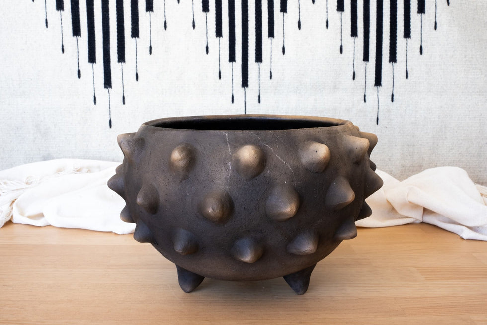 Guardian Grove Clay Planter | Wool+Clay